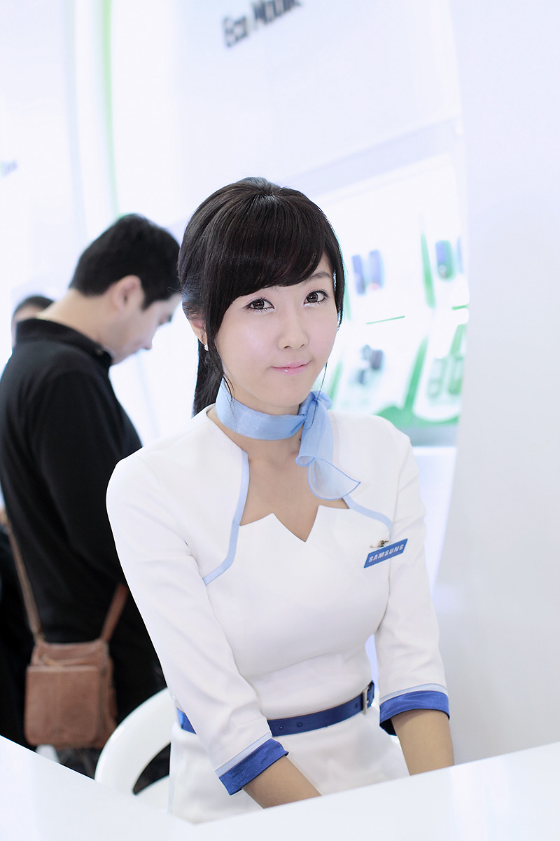 cutekorean: Choi Byeol Yee [최별이] at Korea Electronics Show 2009 (part 3)