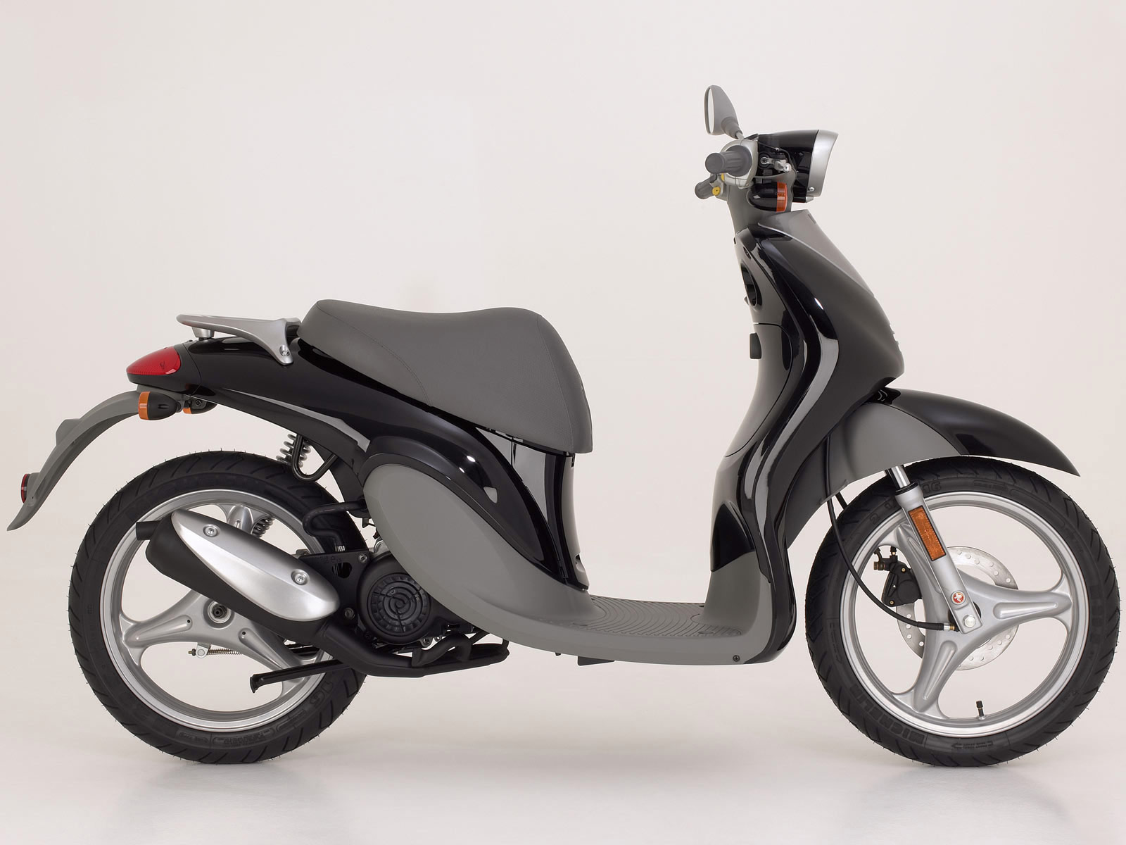 MBK Flipper light (2007) wallpapers | insurance informations