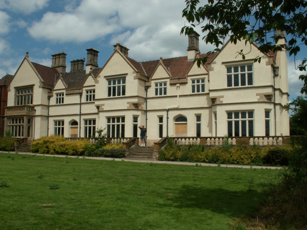 Mick & Lyn's overseas adventure: 12 June 2010 Sherwood Forest, Newstead ...