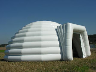 Community Action Space: inflatable temporary structures
