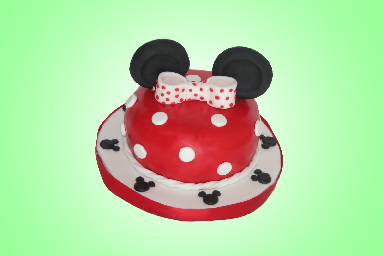 For Cake's Sake by Camila Renault: Mini Mouse