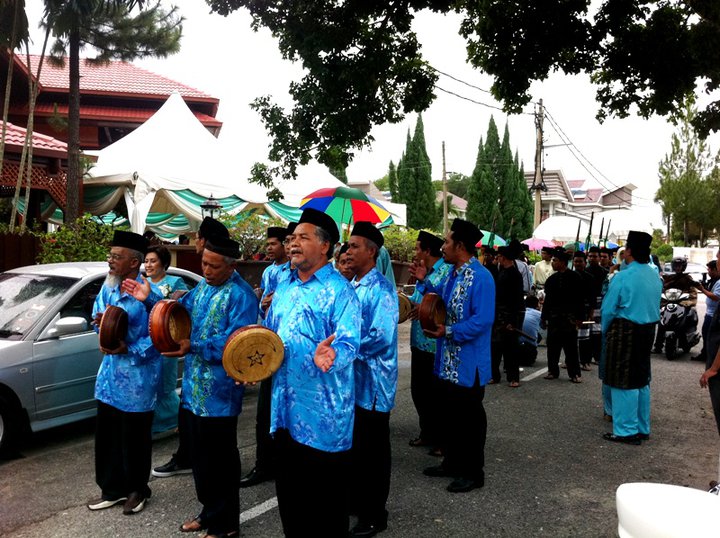 kata kama: Nor Sarah's Wedding