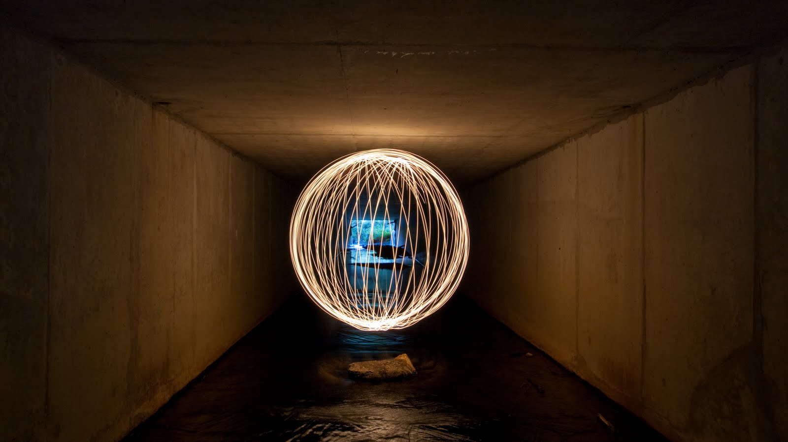 Hole Photo: Light Orb/Light painting