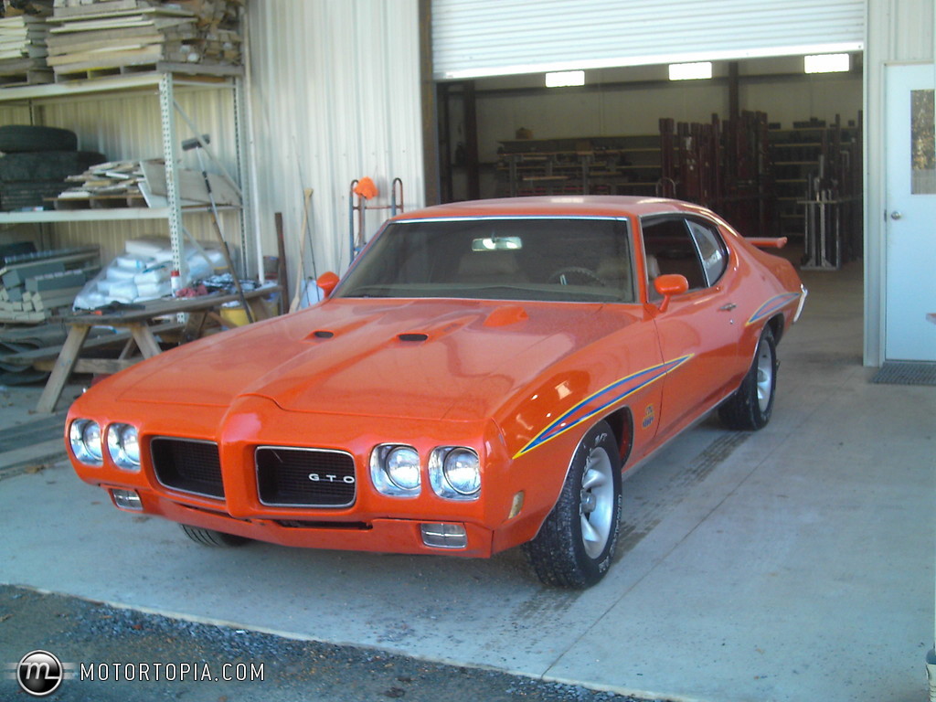 Digital World Ex: Carros Antigos - Pontiac Gto