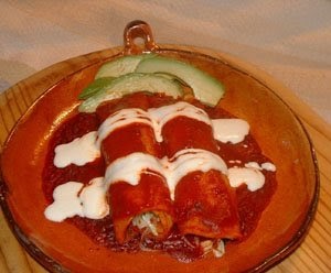 Ay, Que Rico Gourmet & Catering Service: Enchiladas Rojas