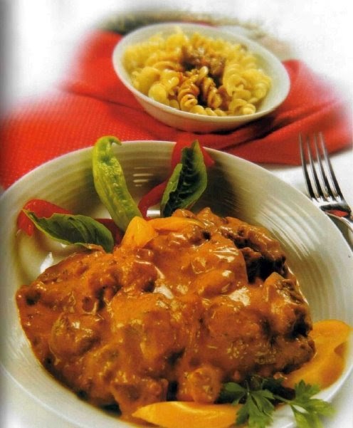 Ay, Que Rico Gourmet & Catering Service: GOULASCH ( receta original ...