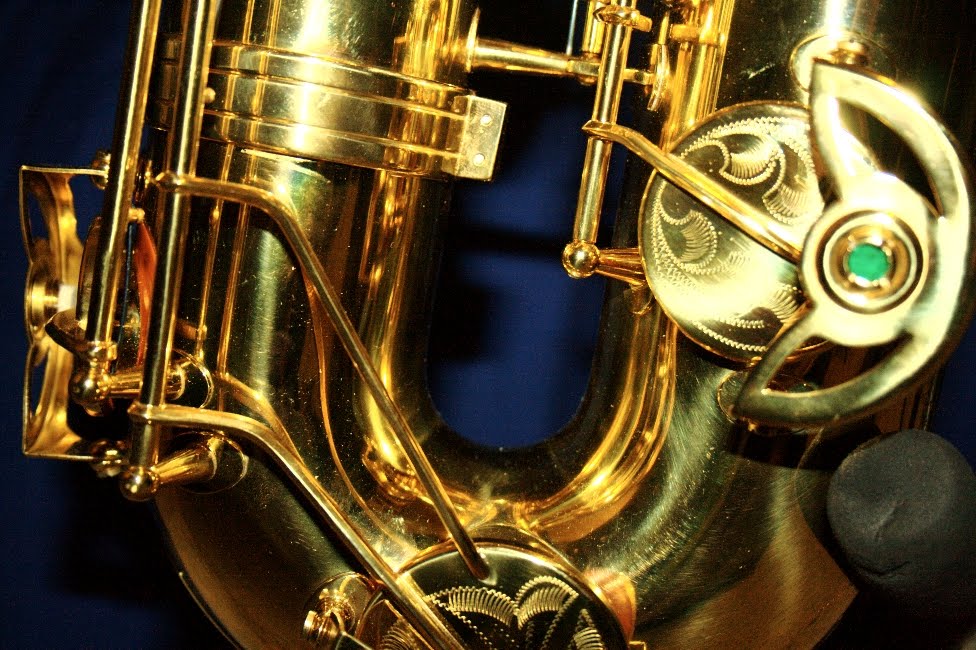 Northwest Musical Instrument Company: Saxophones, Professions level ...