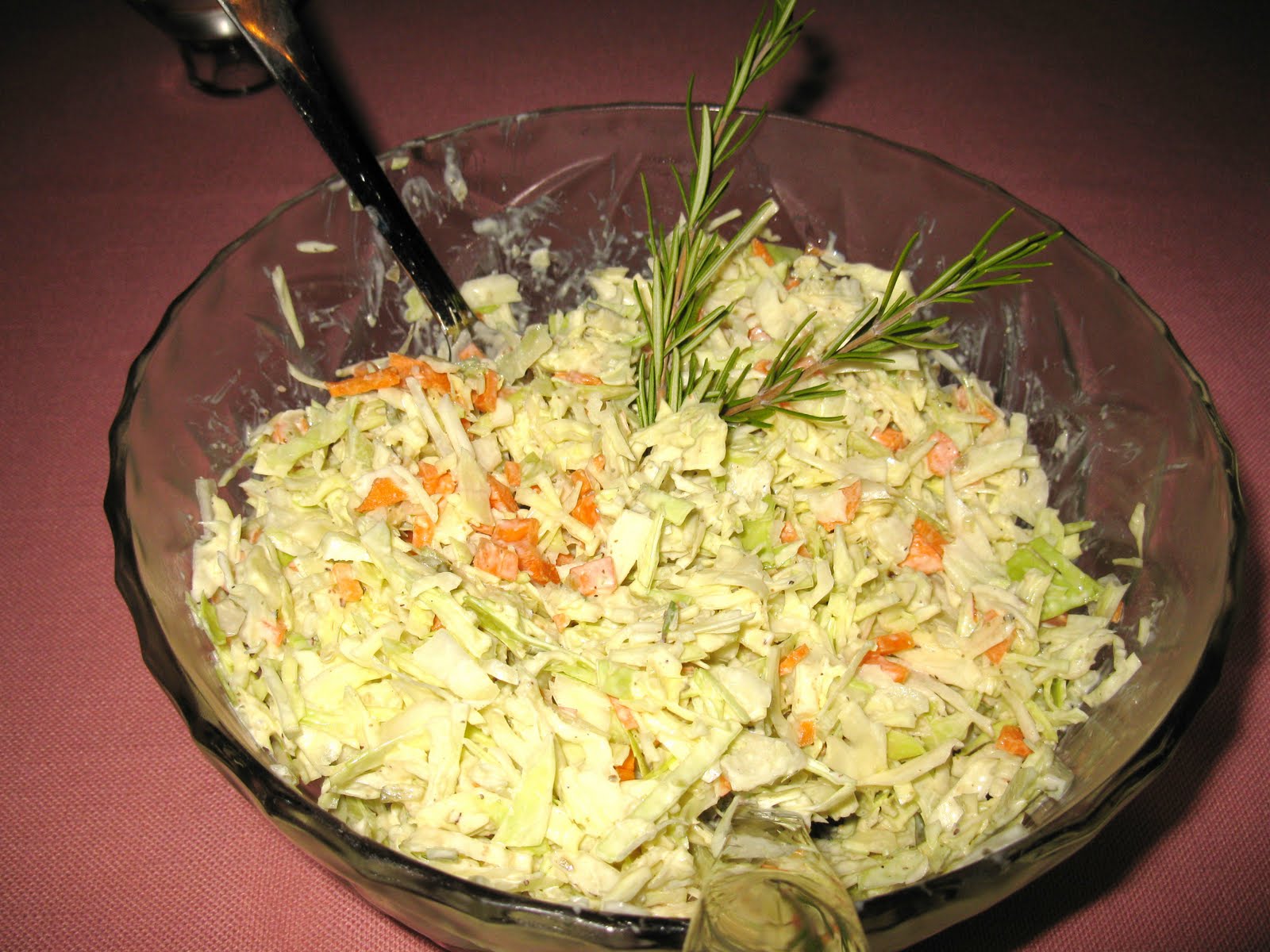 Ma cuisine...sans prétention: Salade chou crémeuse et veloutée