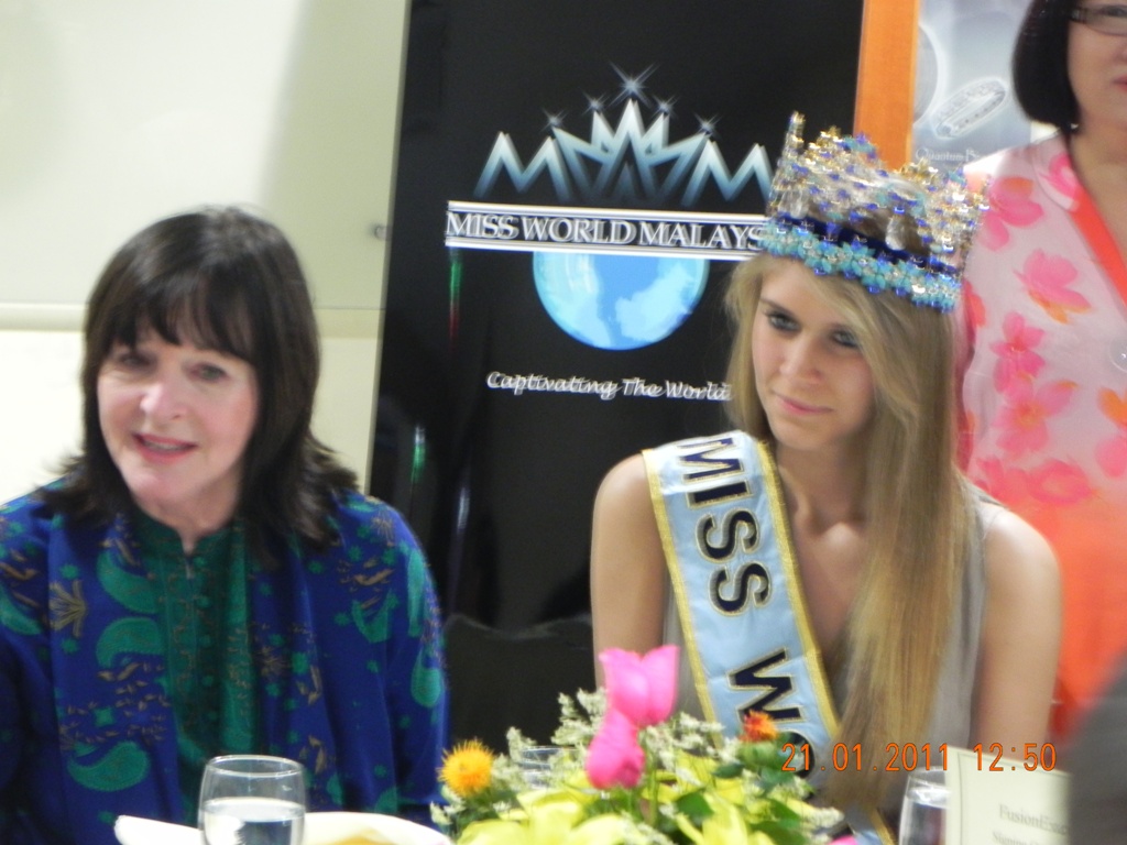 speed: Alexandria Mills Miss World 2010. Her Candid Photos At Miss ...