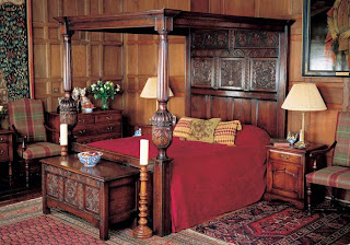 Antique Furniture: Elizabethan Furniture