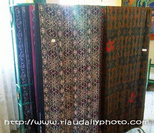 BATIK TABIR RIAU | RIAU DAILY PHOTO