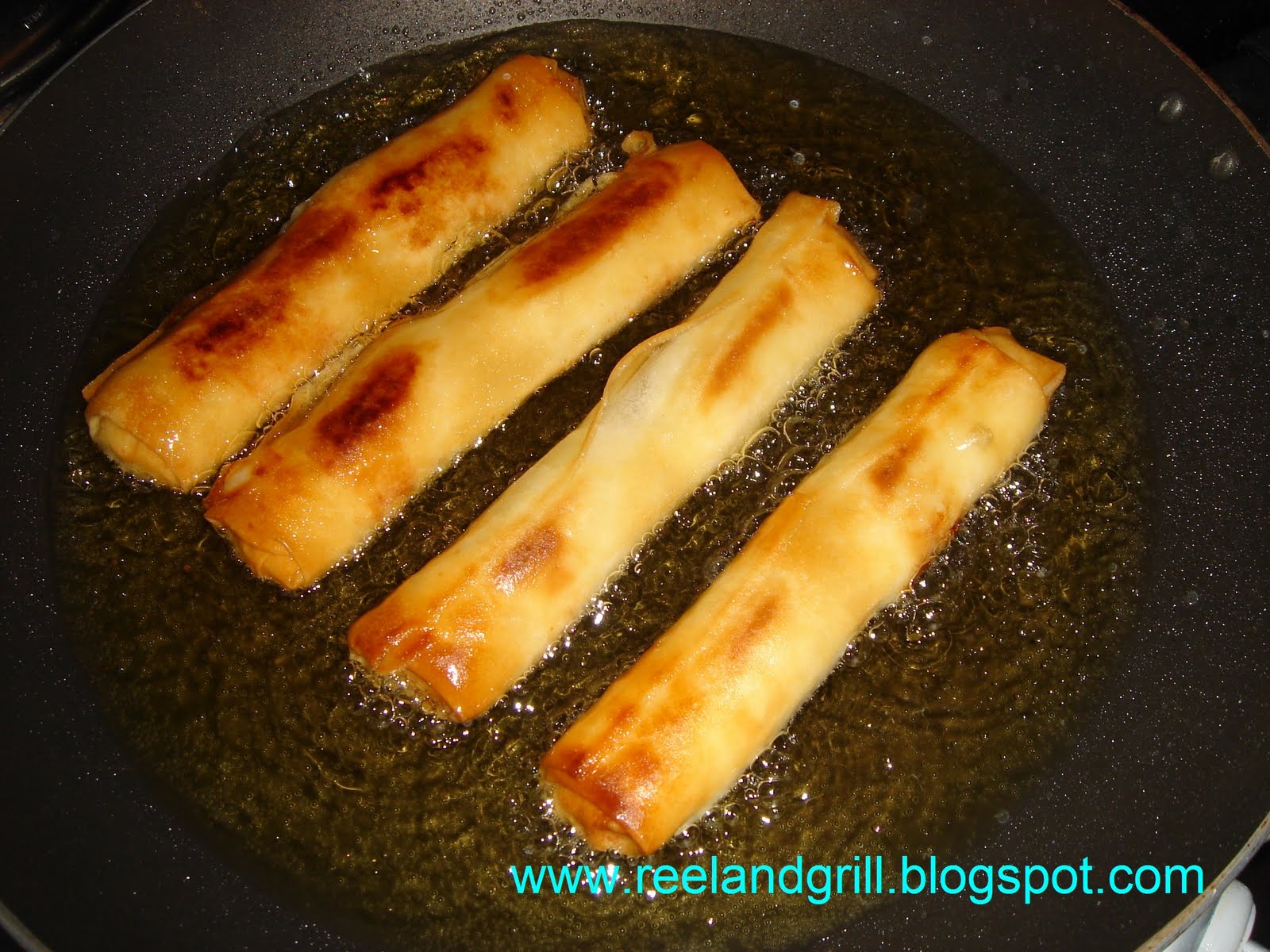 Reel and Grill: Turon or Turron or Sagimis (Banana Fritters or Banana ...