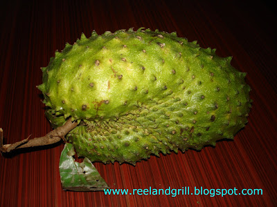 Reel and Grill: Guyabano Shake (Soursop Smoothies)