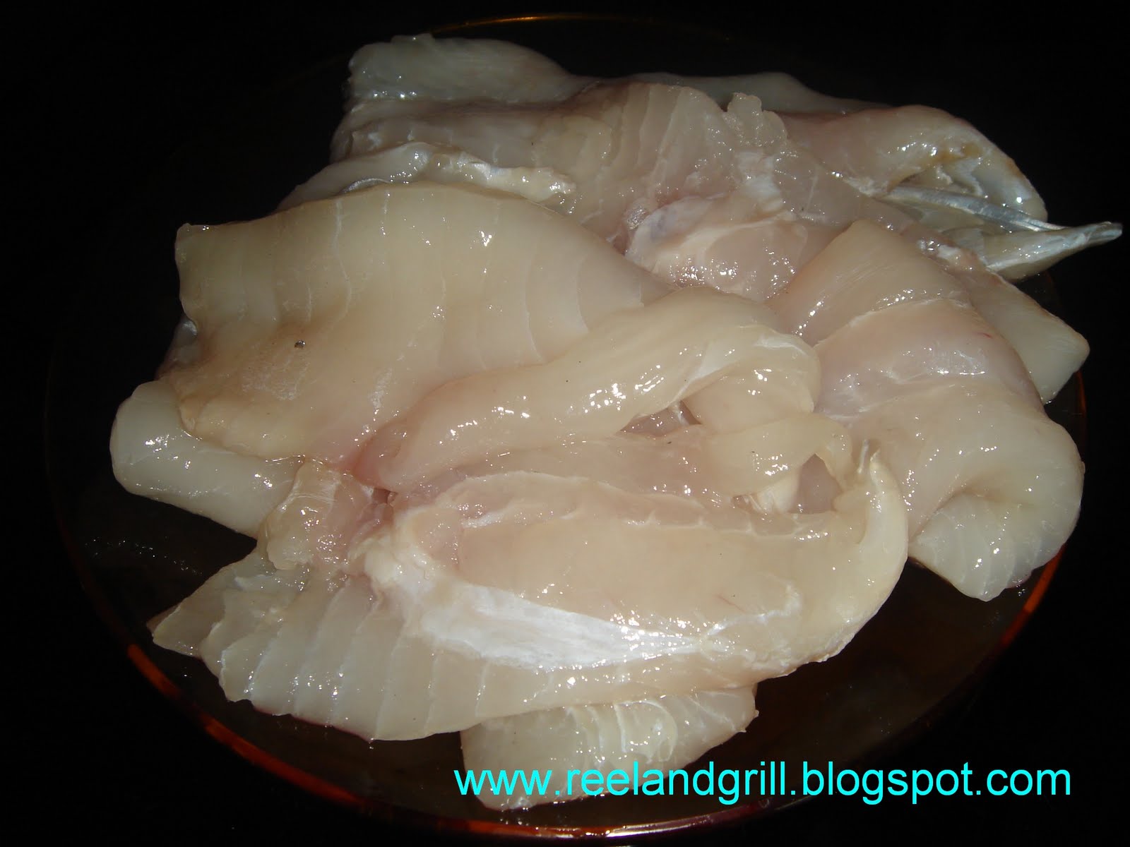 Reel and Grill: Pritong Labahita (Fried Surgeonfish Fillet)