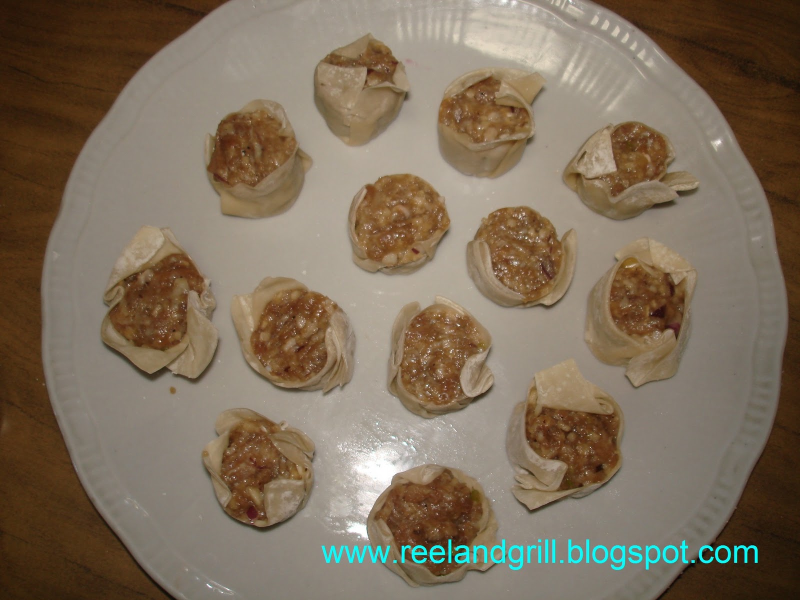 Reel and Grill: Beef Siomai or Shaomai a la Jhala (Beef and Vegetable ...
