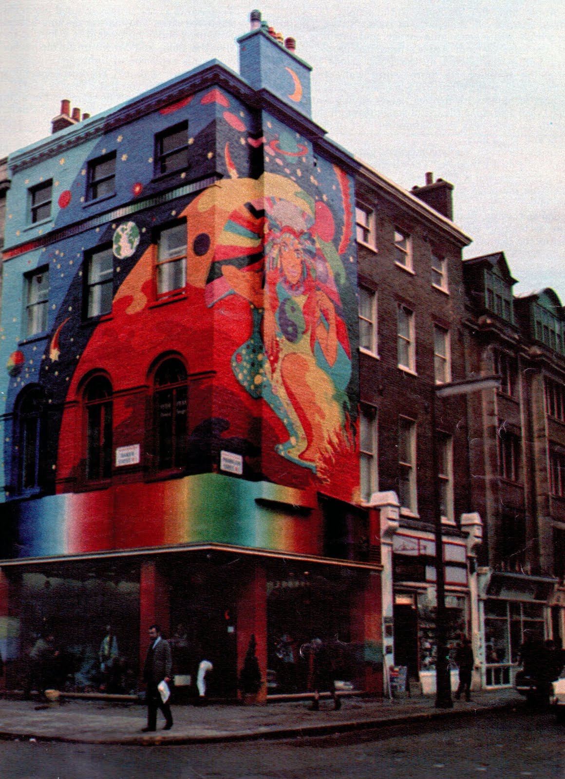 Apple and the Fool | The Best Fashion Collection