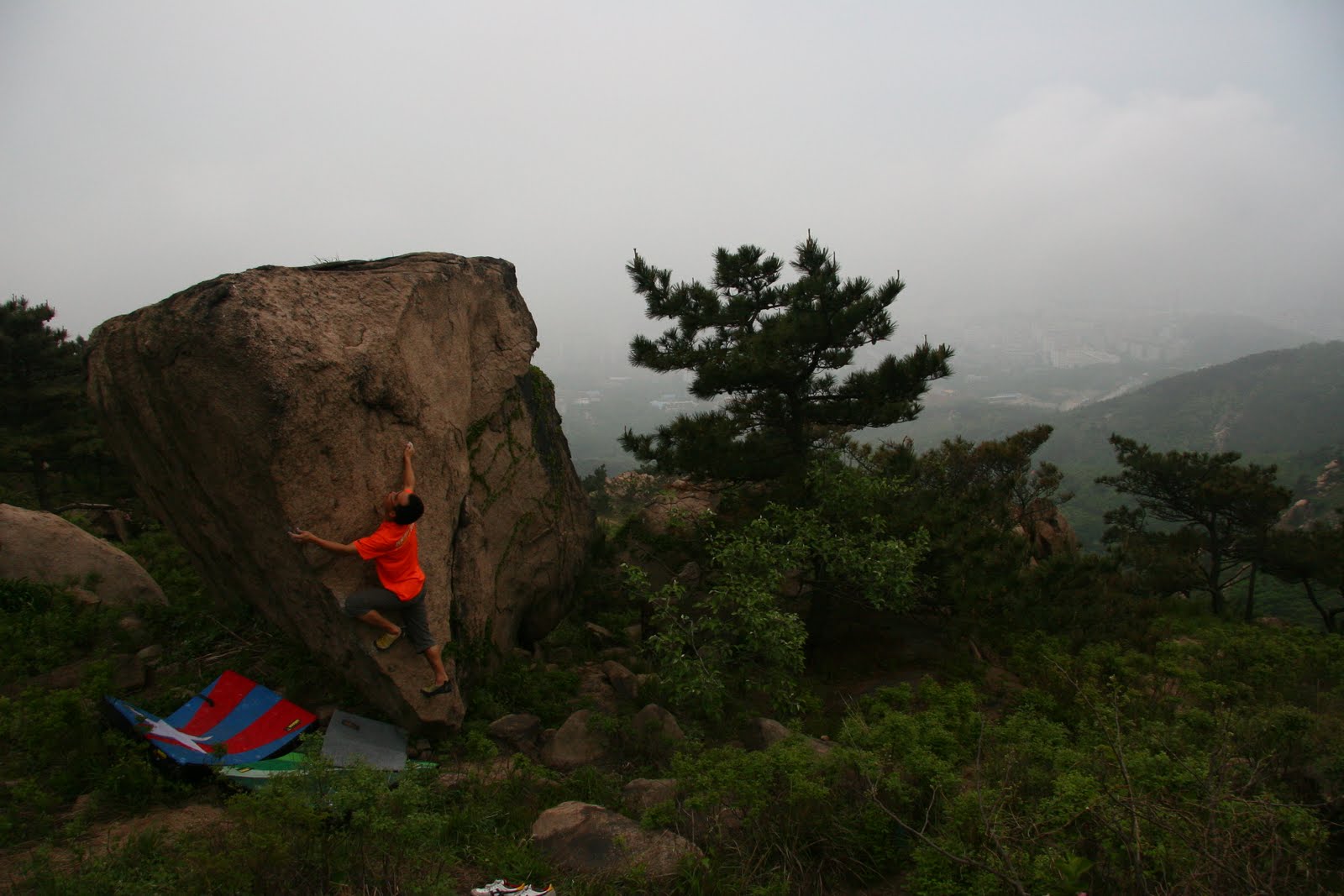 A Place Of Legend: China Bouldering 1/3