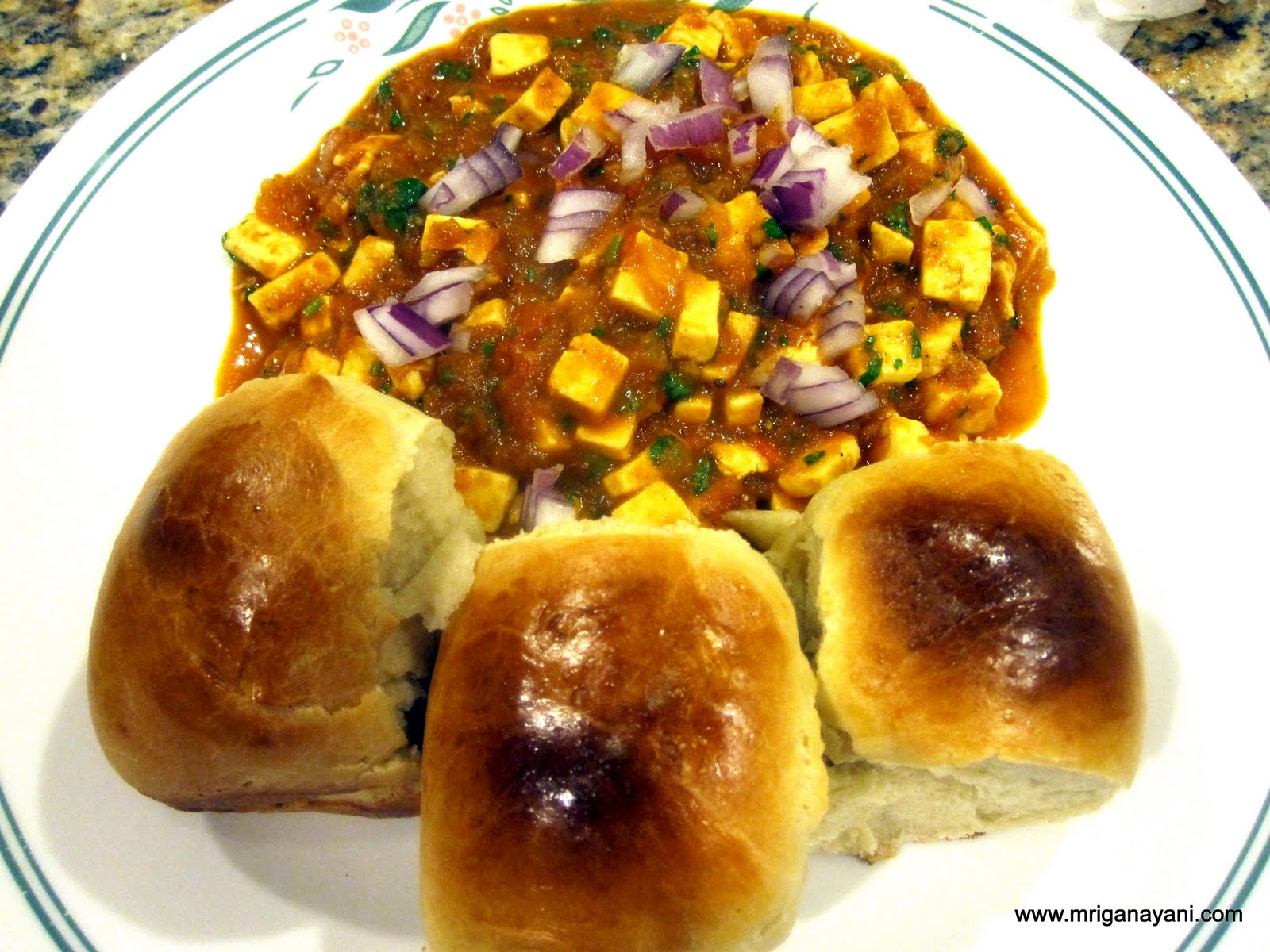 Love & Lentil: Paneer Pav Bhaji