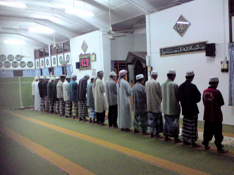 KAMPUNG DUSUN BULUH PULAI CHONDONG MACHANG KELANTAN: Di Masjid Surau ...
