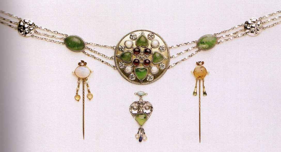 Pre Raphaelite Art: May Morris - Jewellery