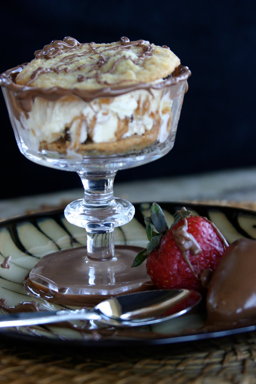 Over The Tipsy Top Design: Cafe' Couture