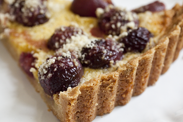 Yummy Supper : Cherry Almond Tart
