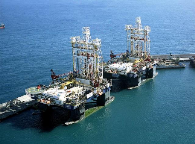 Pelantar Minyak (Oil Rig) di Perairan Terengganu - Mymilamin