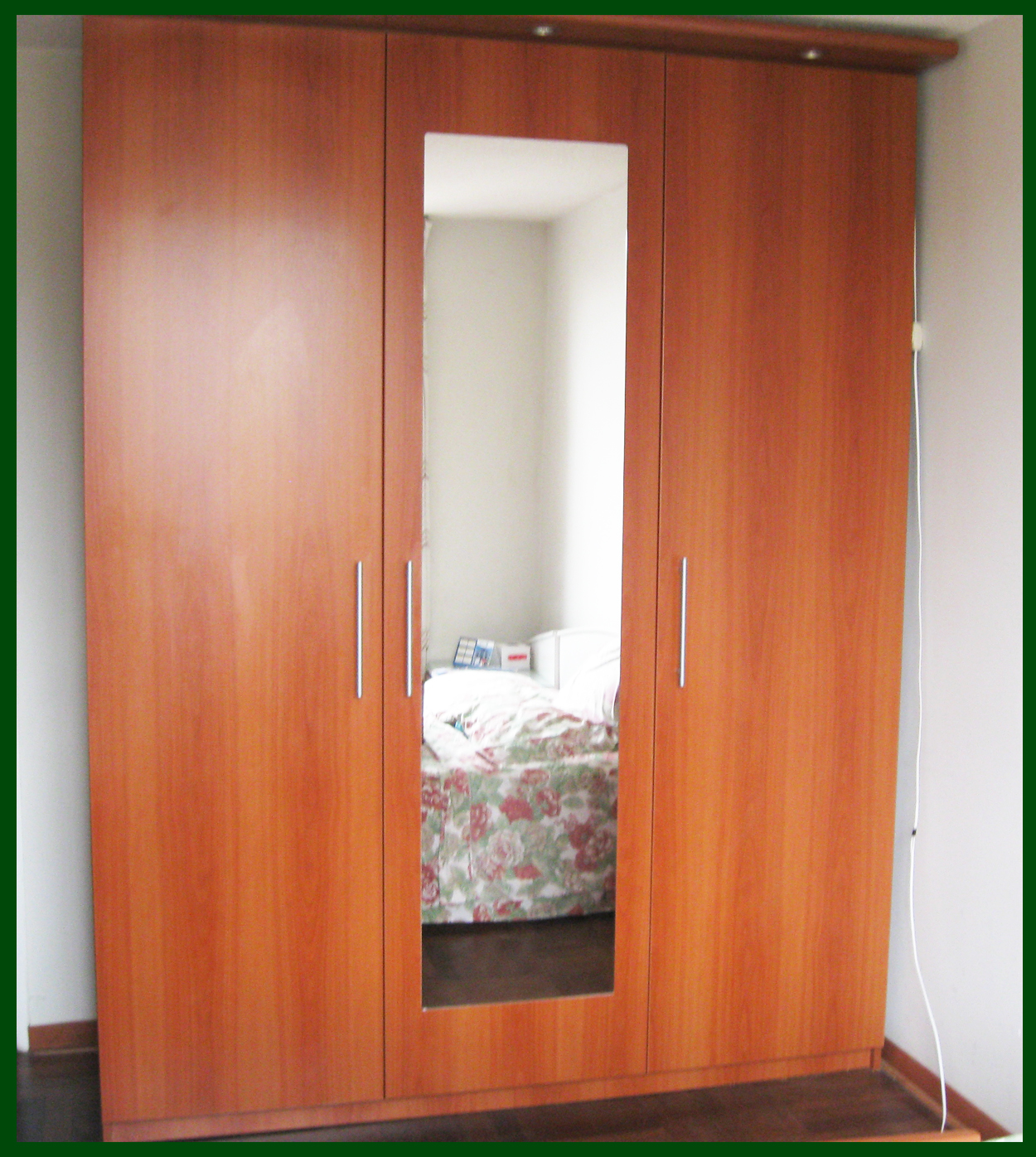 MUEBLES JOSE LUIS CHINGAY: CLOSET EXCLUSIVO - COLOR MAJUELO.