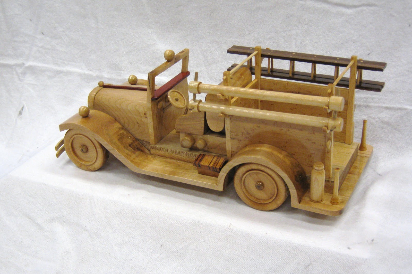 WP Wood Working: Fire Truck for my Uncle