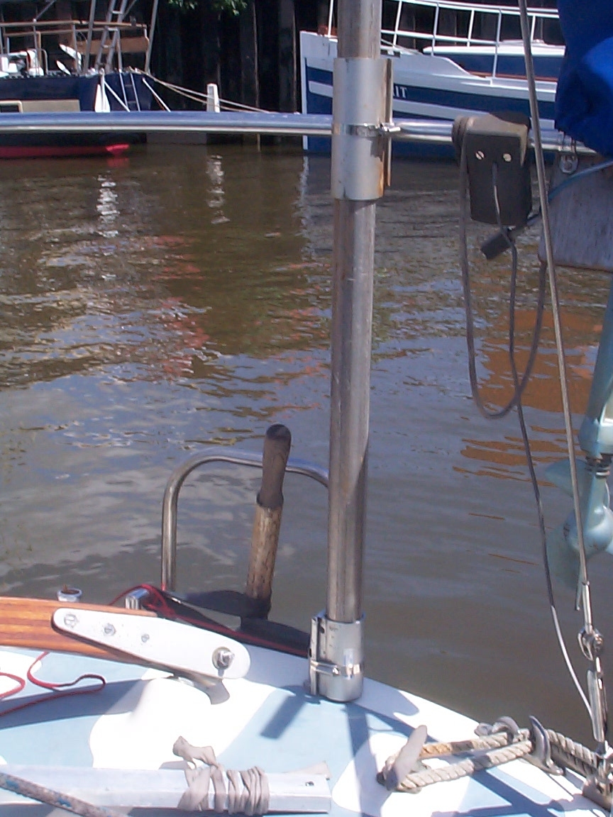 girl in a gale: CVane self made wind-vane self steering