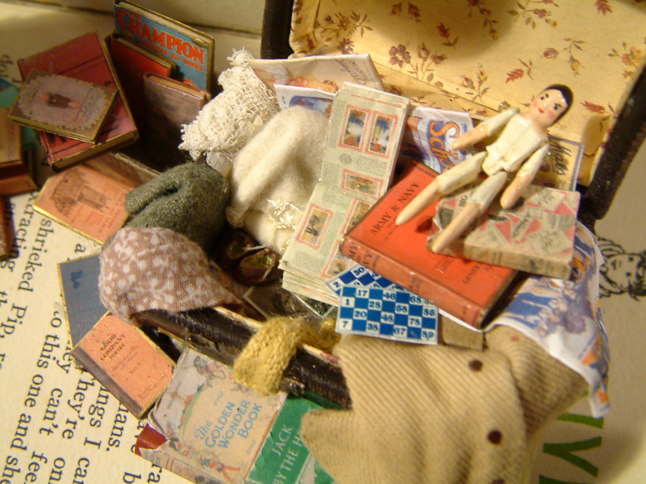 KT Miniatures Journal: A Bit Of Old Junk...Of The Miniature Kind!