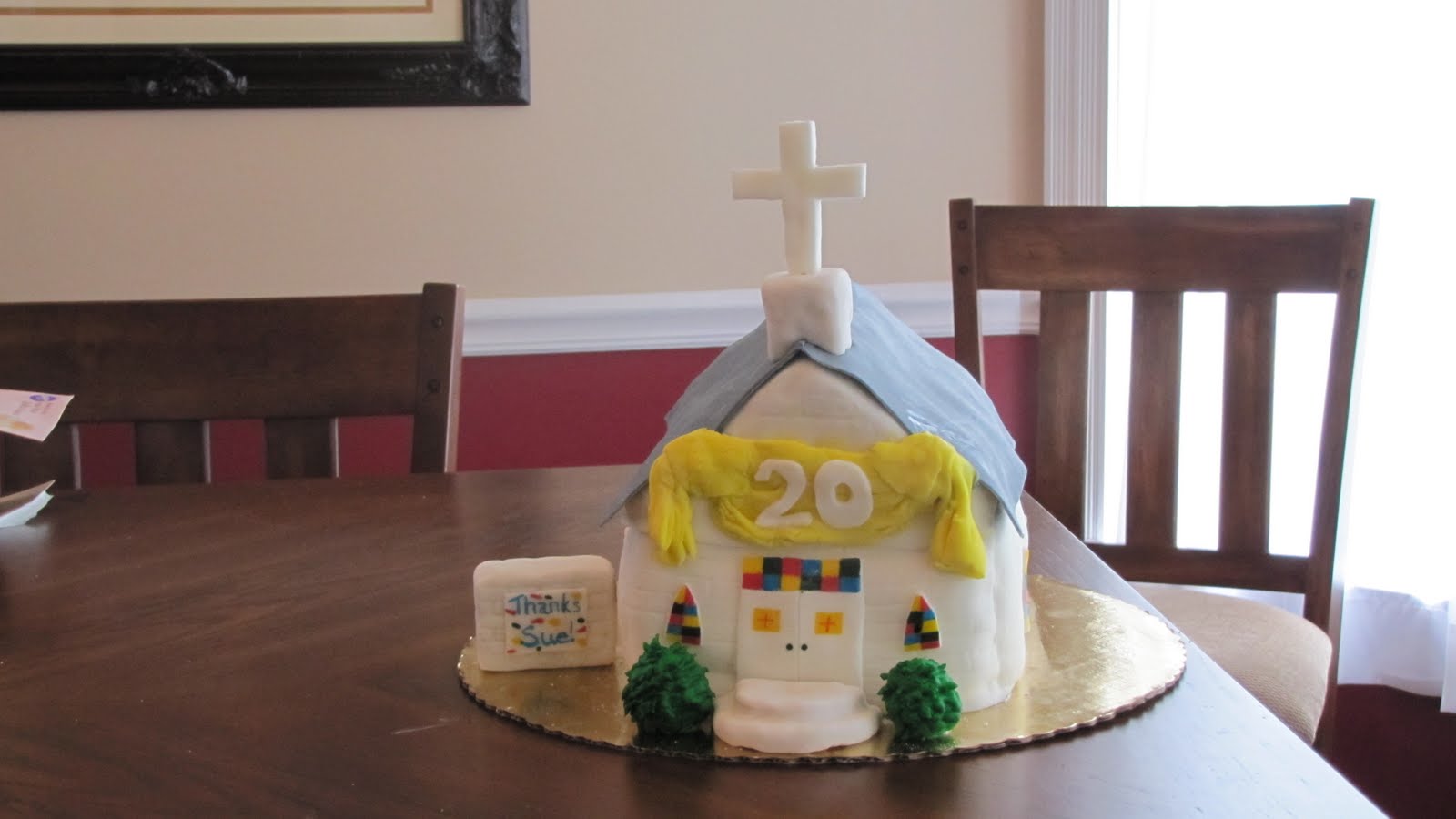 Mel's Cakes: The Church Cake