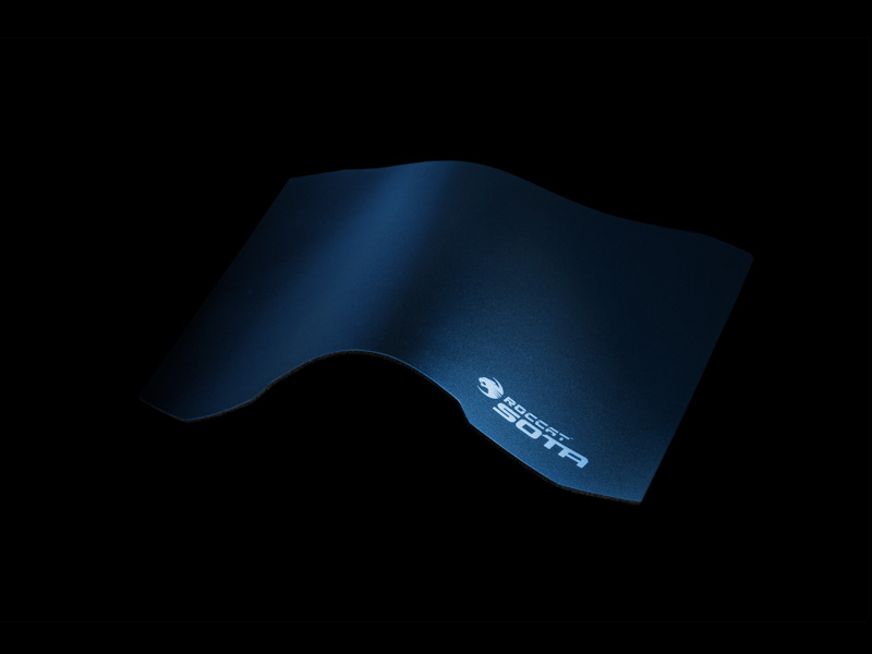 PROFESSIONAL GAMERS: ROCCAT GAMING MOUSE PAD