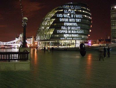 The Woollen Thread: Typography and Jenny Holzer