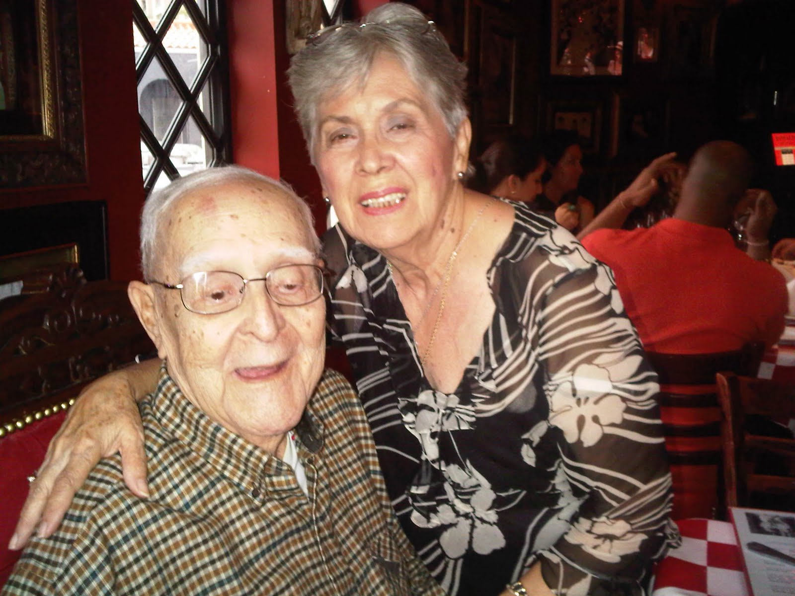 The Rodriguez Family: Catching Up with Family on Layover (MIA)