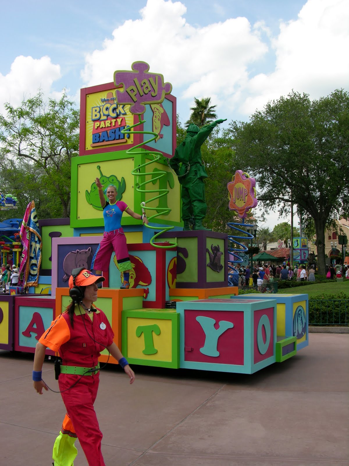 Baby Dooley: Block Party-Disney Hollywood