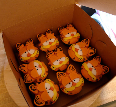K Bakes: Garfield Cupcakes