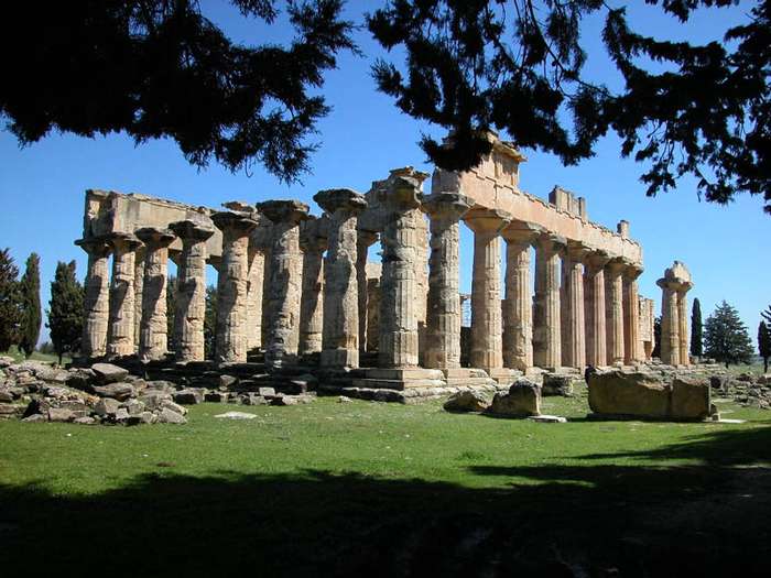 Visit Cyrene: The ancient city of Cyrene