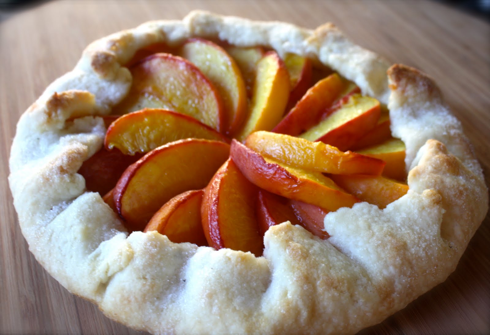 Hey, Lady Grey: Rustic Peach Pie - My Oh My!
