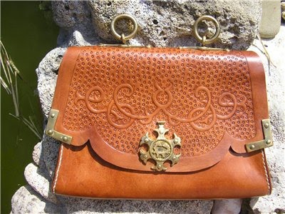 Vintage Rhapsody: History of Handbags - From the 14th Century to Today ...