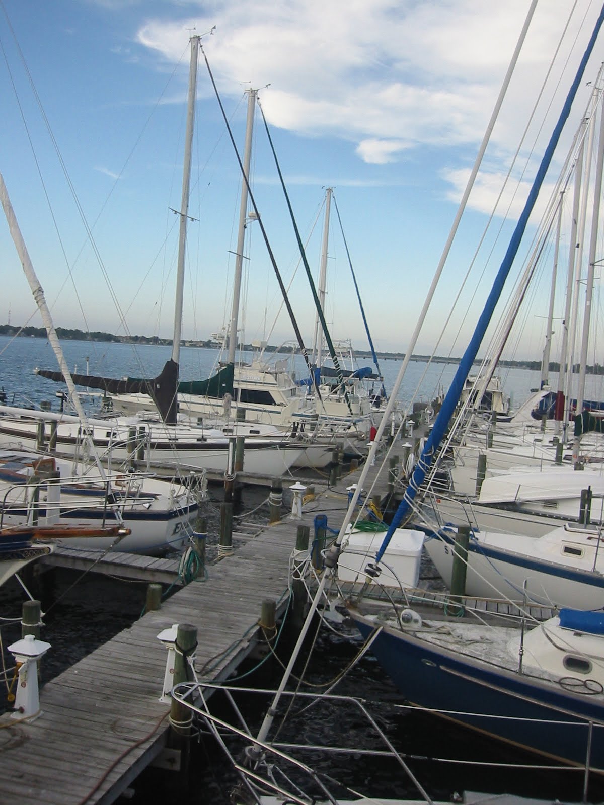 Cruising on M/V Monarch: November 17, 2009 - Ft. Walton Beach, Florida
