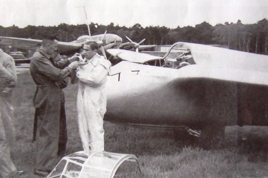 Deutsches Forschungsinstitut Für Segelflug DFS 194