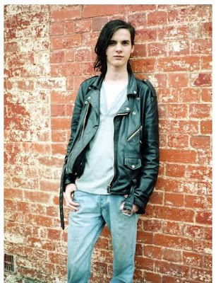 donna AND navaz: Jethro Cave