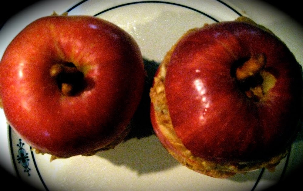 Ronckytonk: strange apples