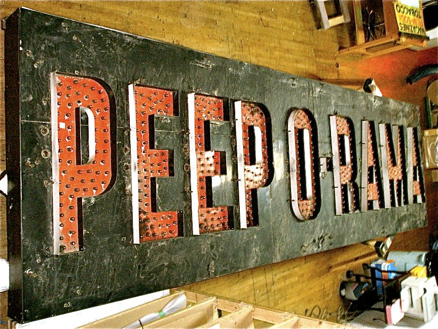 Jeremiah's Vanishing New York: Peep-O-Rama