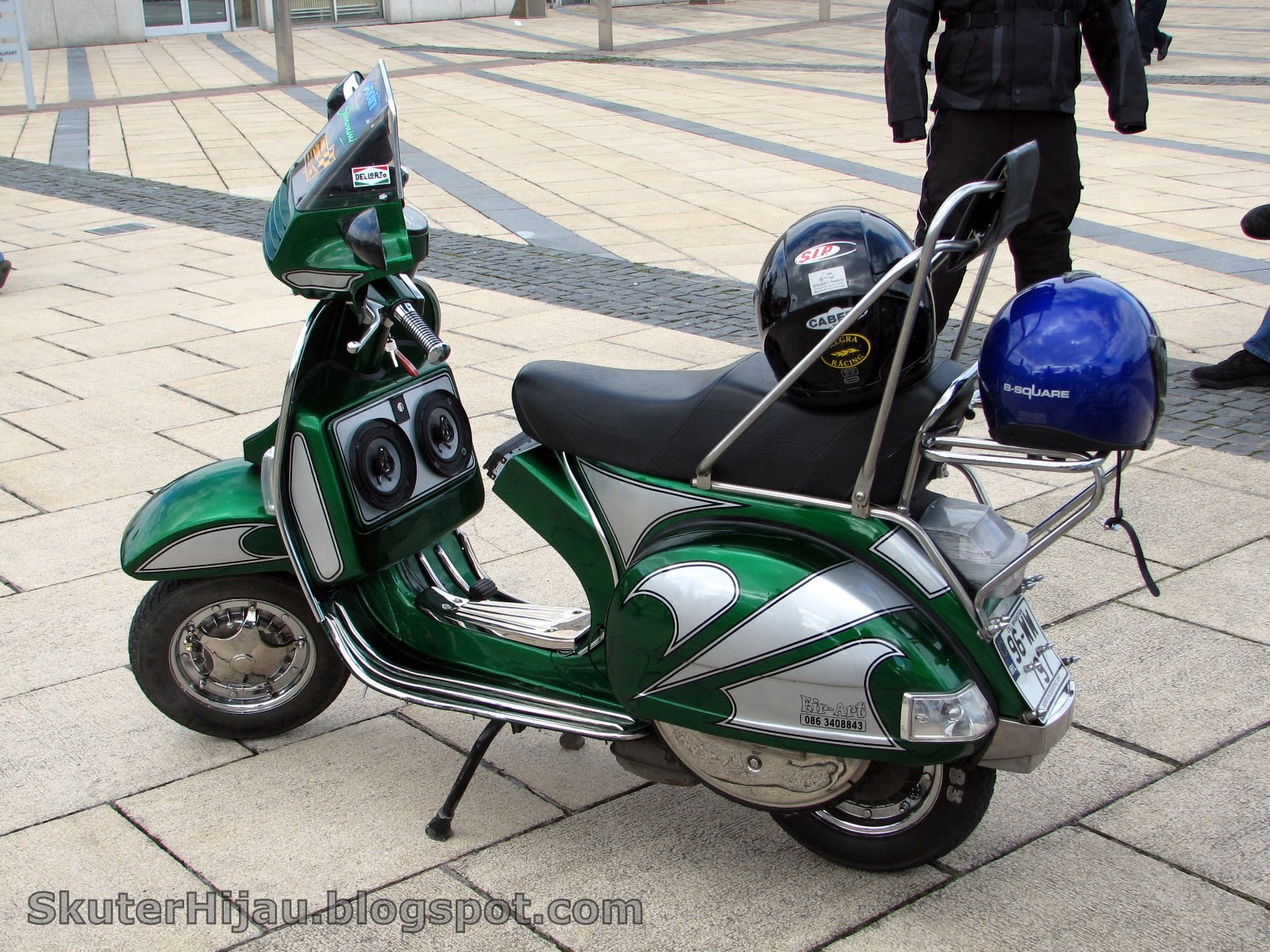 Hikayat Skuter Hijau...: Bo's Egg Run 2010: Dun Laoghaire Part 1