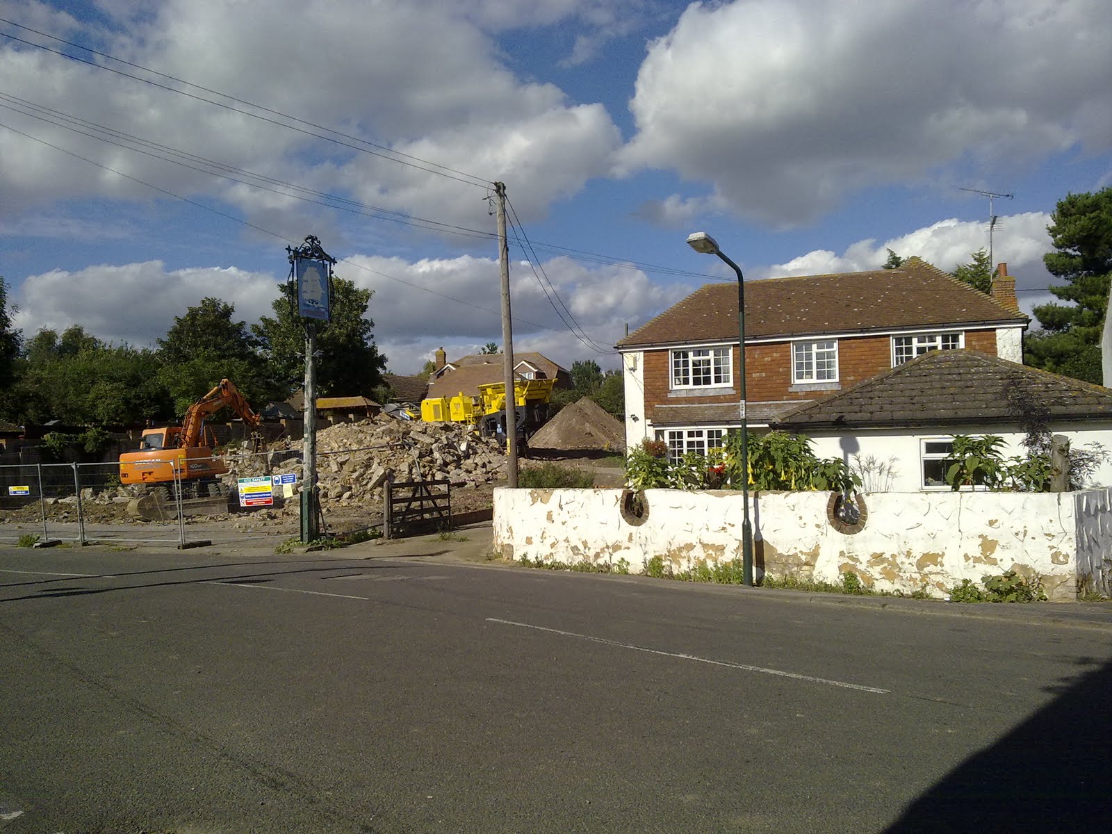 Notes from Kent's Hoo Peninsula: Then & Now - Old Forge House, Lower Stoke