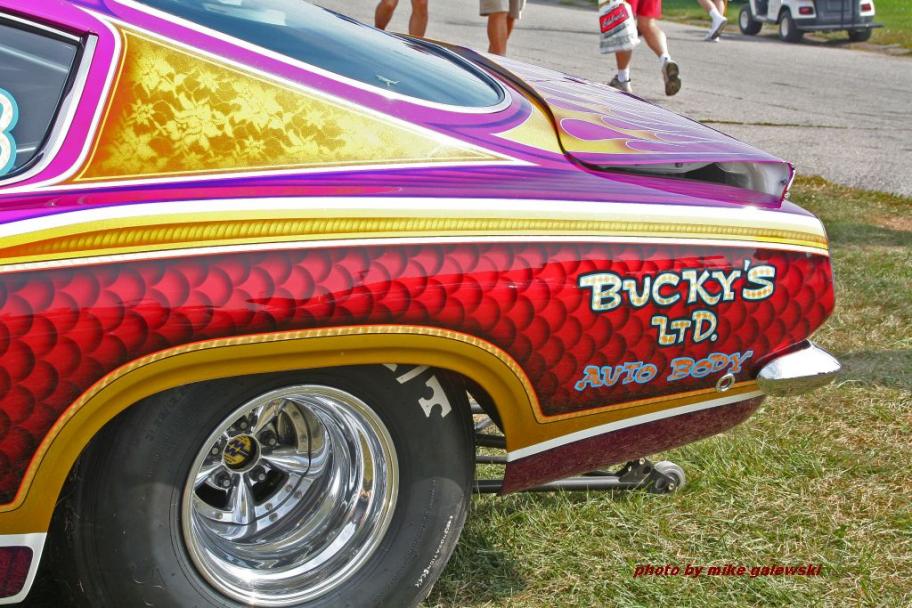 Kustom paint by One Shot Kustoms: Holy Shit I love the 70s style