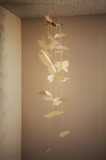 This & That: Crafts, Design, Life: How to Make a Paper Butterfly Mobile
