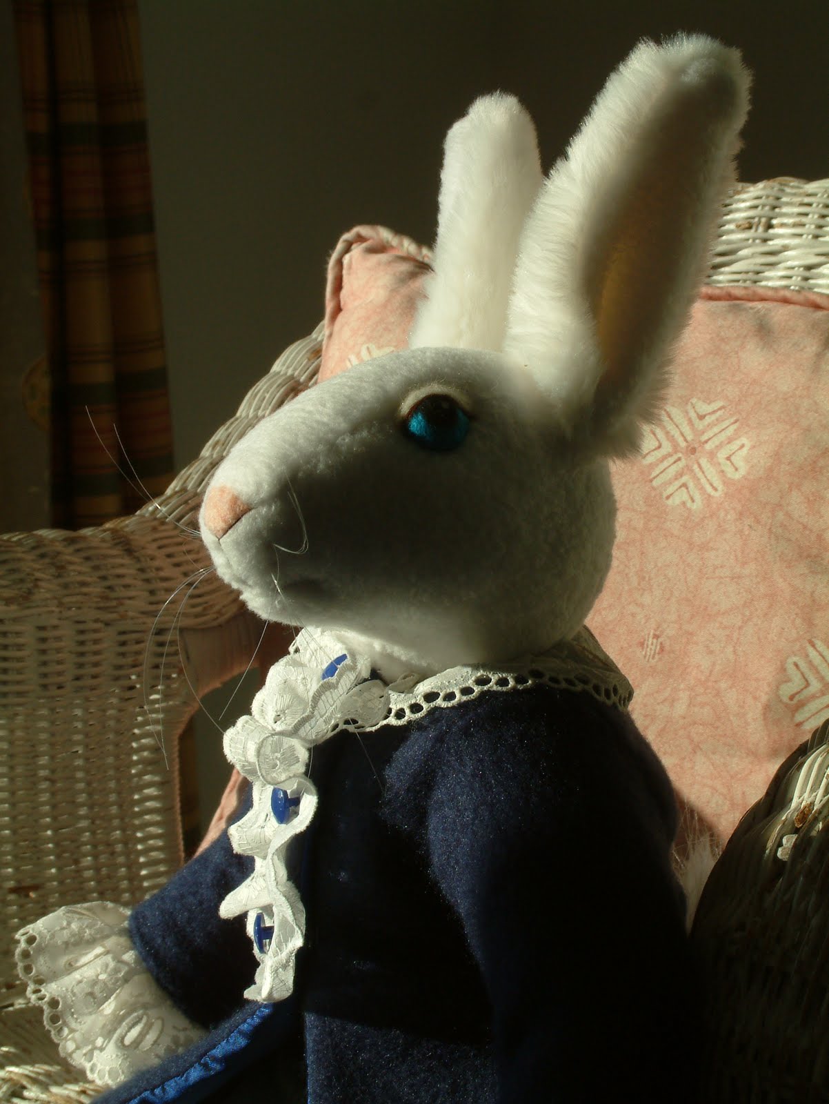 The Raggy Rat ...: Another little Edward Tulane Doll .... Gosh!